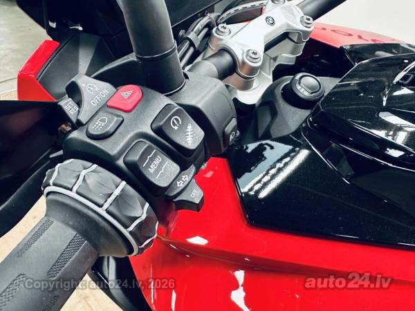 Черный БМВ S 1000XR 2023 в Таллин, объемом двигателя 1.00 л и пробегом 1 тыс. км за 18900 €, фото 7 на AUTOMOTO.COM.LV