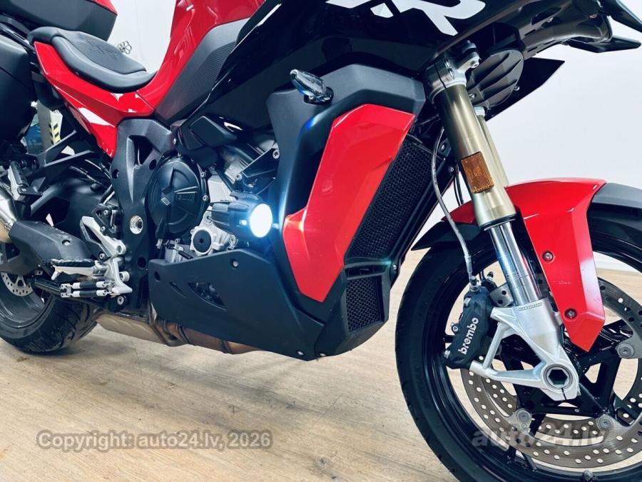 Melns BMW S 1000XR 2023 Tallina, ar dzinēja tilpumu 1.00 L un nobraukumu 1 tūkst. km par 18900 €, foto 9 vietnē AUTOMOTO.COM.LV