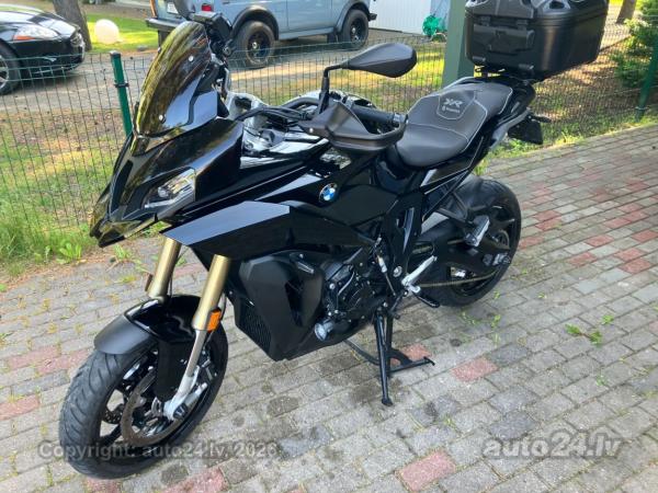 Melns BMW S 1000XR 2025 Tallina, ar dzinēja tilpumu 1.00 L un nobraukumu 8 tūkst. km par 20650 €, foto 3 vietnē AUTOMOTO.COM.LV