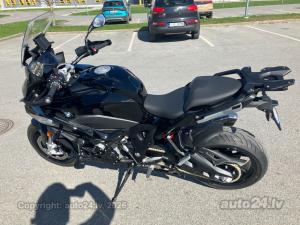 Melns BMW S 1000XR 2025 Tallina, ar dzinēja tilpumu 1.00 L un nobraukumu 10 tūkst. km par 19150 €, foto 4 vietnē AUTOMOTO.COM.LV