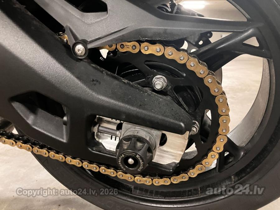 Черный БМВ S 1000XR 2025 в Таллин, объемом двигателя 1.00 л и пробегом 12 тыс. км за 18150 €, фото 13 на AUTOMOTO.COM.LV