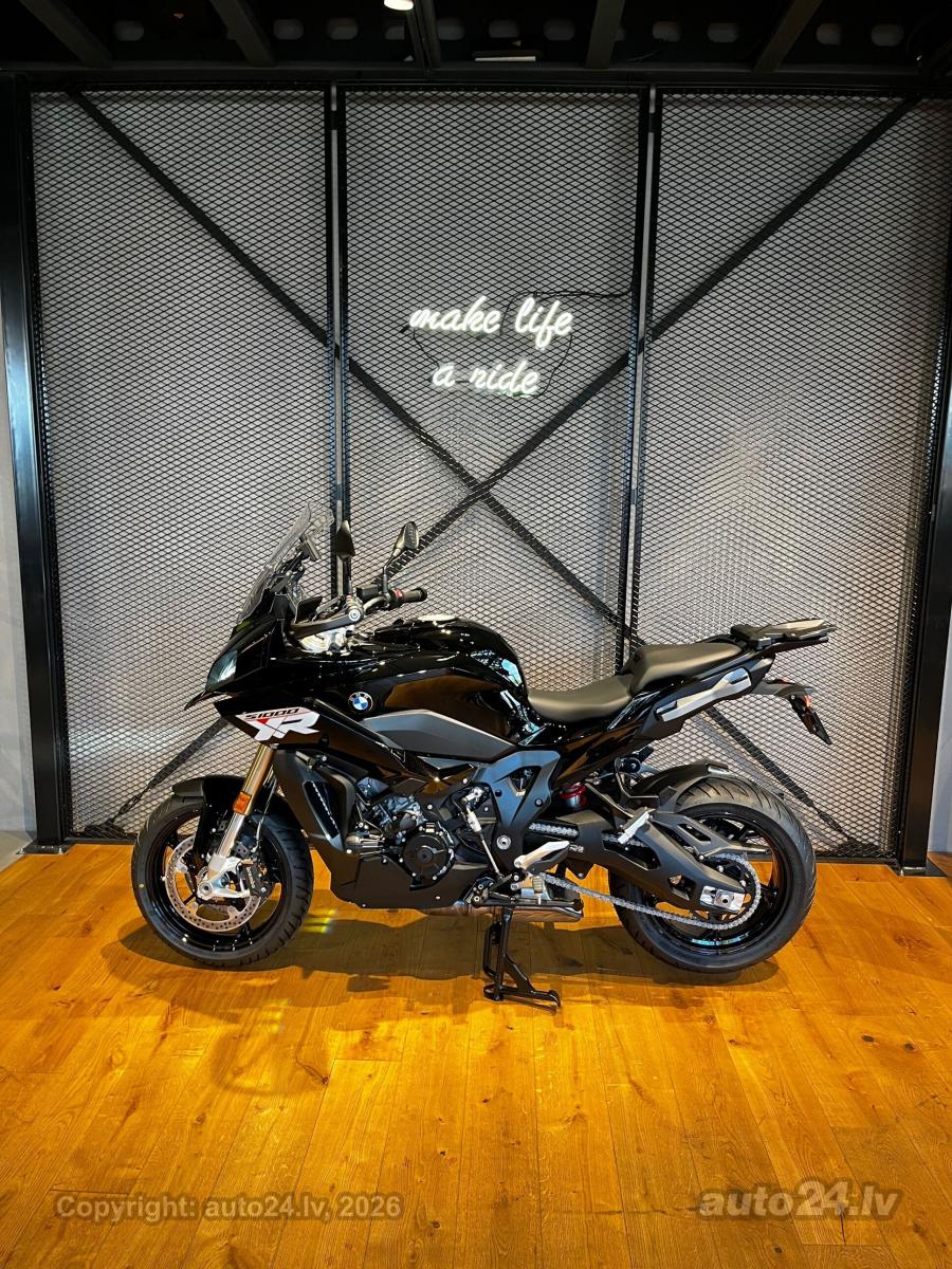 Melns BMW S 1000XR 2026 Tallina, ar dzinēja tilpumu 1.00 L un nobraukumu 0 tūkst. km par 17950 €, foto 6 vietnē AUTOMOTO.COM.LV
