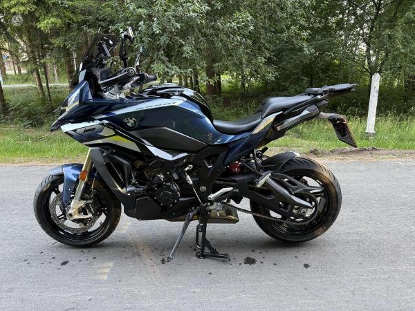 Blue BMW S 1000XR 2025 in Klaipeda, with an engine capacity of 1.00 L and mileage of 5 thousand km for 15500 €, photo 3 on AUTOMOTO.COM.LV