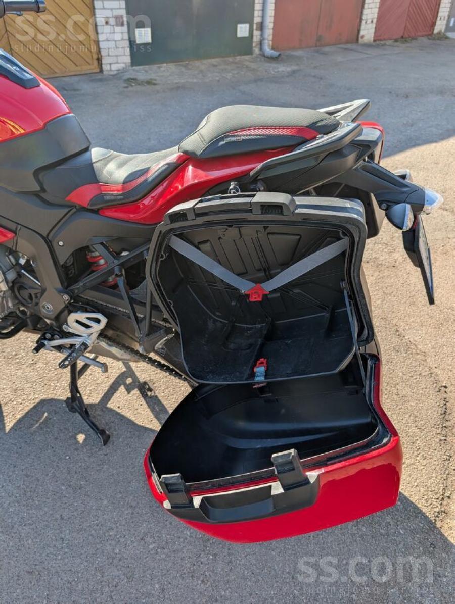 БМВ S 1000XR 2017 в Рига, объемом двигателя 1.00 л и пробегом 0 тыс. км за 8900 €, фото 5 на AUTOMOTO.COM.LV