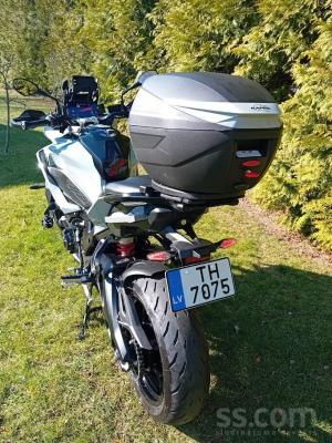 BMW S 1000XR 2020 in Riga, with an engine capacity of 1.00 L and mileage of 0 thousand km for 16000 €, photo 3 on AUTOMOTO.COM.LV