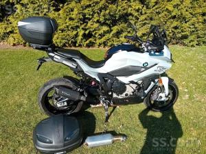 BMW S 1000XR 2020 in Riga, with an engine capacity of 1.00 L and mileage of 0 thousand km for 16000 €, photo 4 on AUTOMOTO.COM.LV