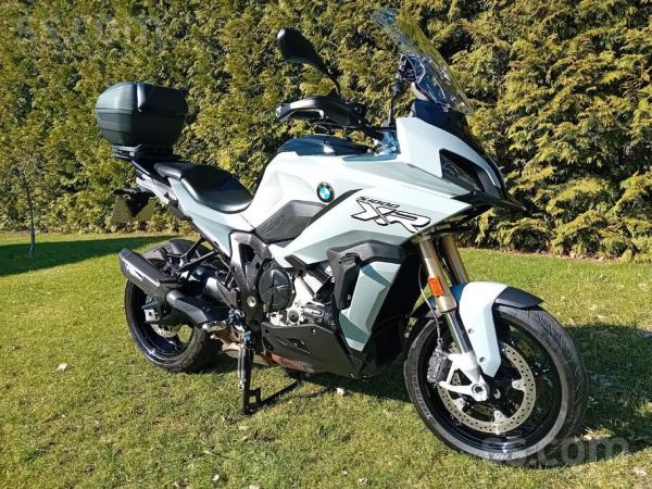 BMW S 1000XR 2020 in Riga, with an engine capacity of 1.00 L and mileage of 0 thousand km for 16000 €, photo 4 on AUTOMOTO.COM.LV