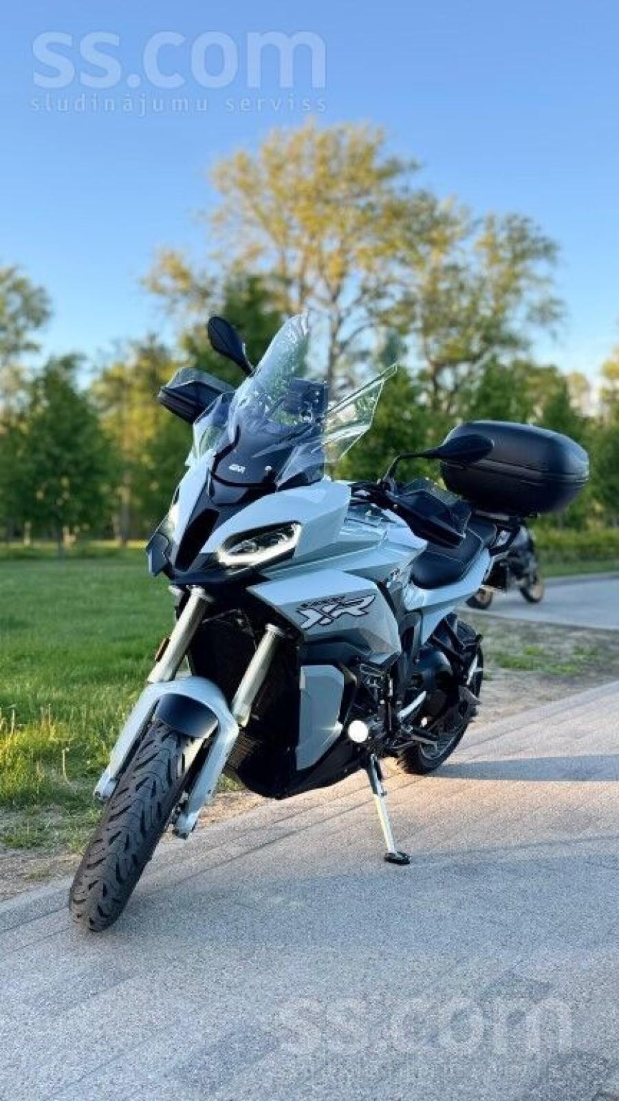 BMW S 1000XR 2021 in Riga, with an engine capacity of 1.00 L and mileage of 0 thousand km for 14321 €, photo 1 on AUTOMOTO.COM.LV