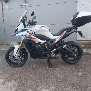 BMW S 1000XR 2022 in Kaunas, with an engine capacity of 1.00 L and mileage of 10 thousand km for 16000 €, photo 4 on AUTOMOTO.COM.LV