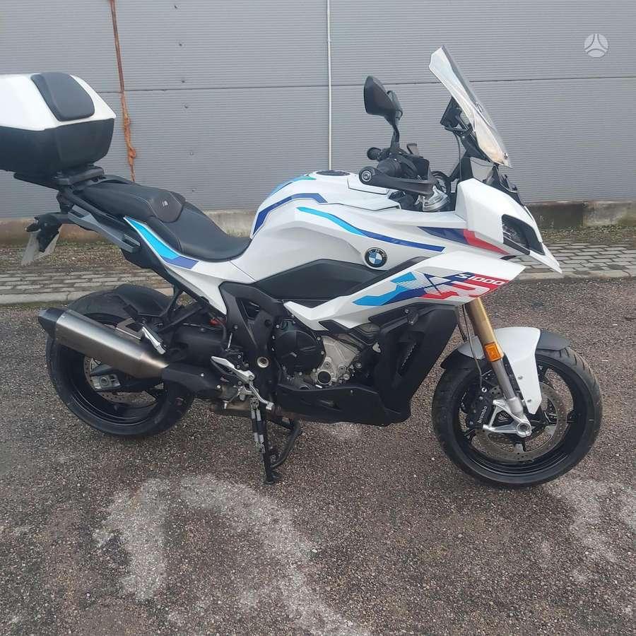 BMW S 1000XR 2022 in Kaunas, with an engine capacity of 1.00 L and mileage of 10 thousand km for 16000 €, photo 5 on AUTOMOTO.COM.LV