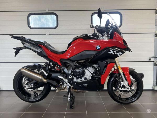 Sarkans BMW S 1000XR 2023 Vilkaviškis, ar dzinēja tilpumu 1.00 L un nobraukumu 13 tūkst. km par 14850 €, foto 1 vietnē AUTOMOTO.COM.LV