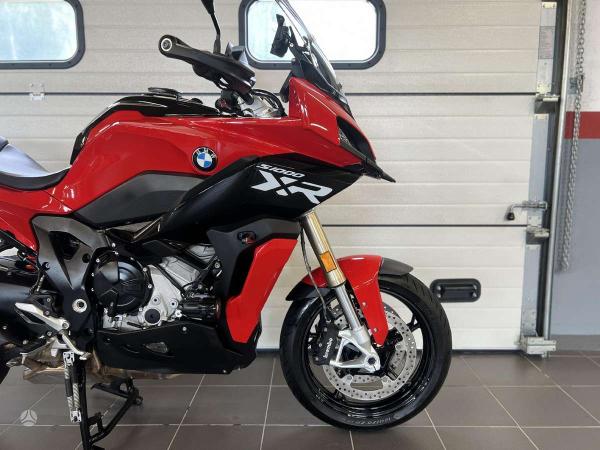 Sarkans BMW S 1000XR 2023 Vilkaviškis, ar dzinēja tilpumu 1.00 L un nobraukumu 13 tūkst. km par 14850 €, foto 4 vietnē AUTOMOTO.COM.LV