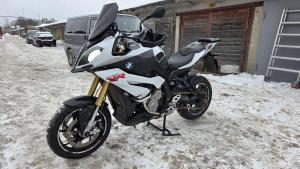 Белый БМВ S 1000XR 2015 в Каунас, объемом двигателя 1.00 л и пробегом 53 тыс. км за 8500 €, фото 2 на AUTOMOTO.COM.LV