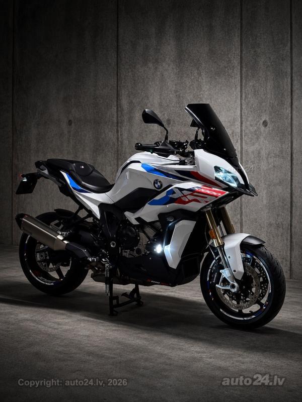 White BMW S 1000XR 2023 in Tallinn, with an engine capacity of 1.00 L and mileage of 14 thousand km for 17000 €, photo 5 on AUTOMOTO.COM.LV
