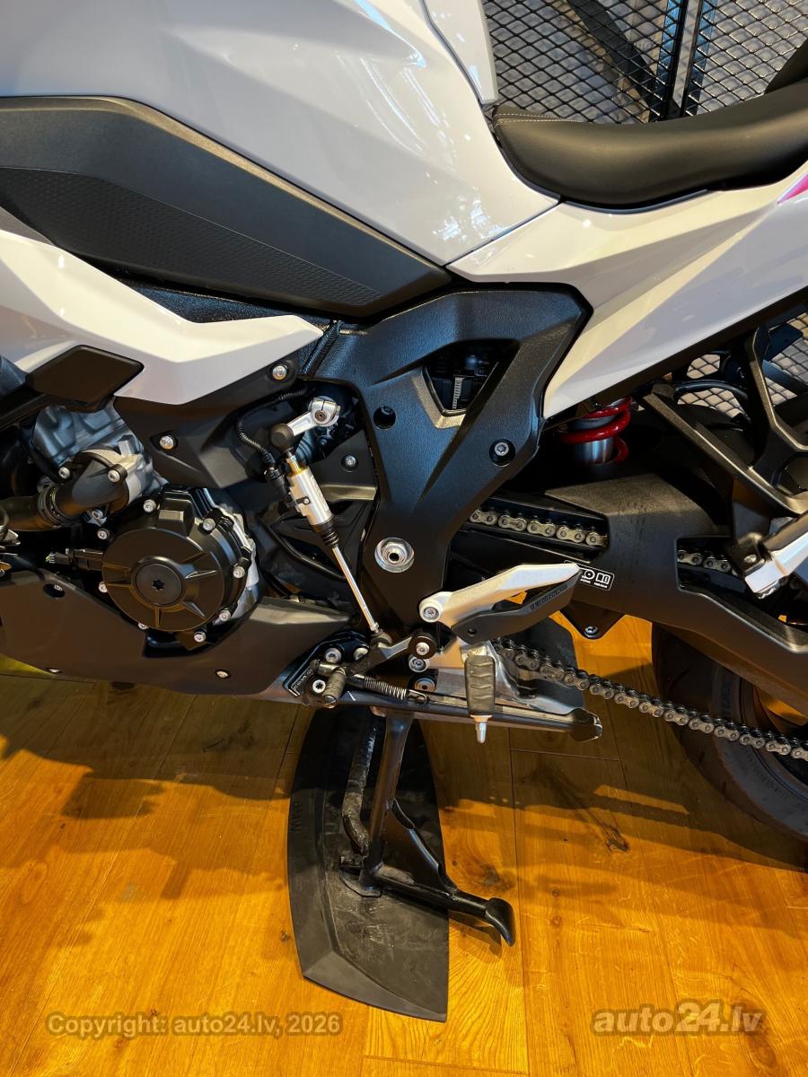 Белый БМВ S 1000XR 2026 в Таллин, объемом двигателя 1.00 л и пробегом 5 тыс. км за 18950 €, фото 10 на AUTOMOTO.COM.LV