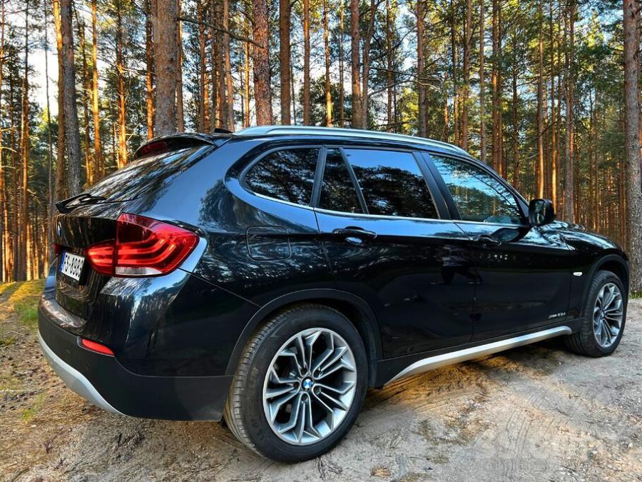 Melns BMW X1 2009 Rīga, ar dzinēja tilpumu 2.00 L un nobraukumu 224 tūkst. km par 7900 €, foto 5 vietnē AUTOMOTO.COM.LV