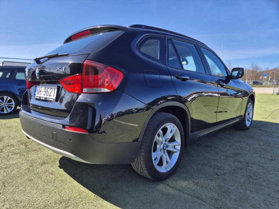 Melns BMW X1 2009 Rīga, ar dzinēja tilpumu 2.00 L un nobraukumu 237 tūkst. km par 6500 €, foto 14 vietnē AUTOMOTO.COM.LV