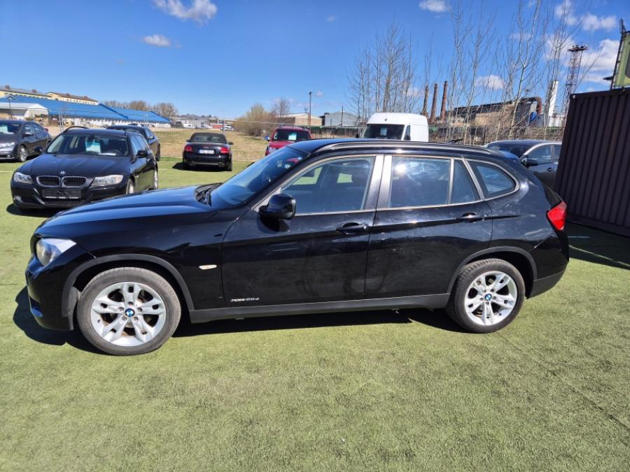 Melns BMW X1 2009 Rīga, ar dzinēja tilpumu 2.00 L un nobraukumu 237 tūkst. km par 6500 €, foto 19 vietnē AUTOMOTO.COM.LV