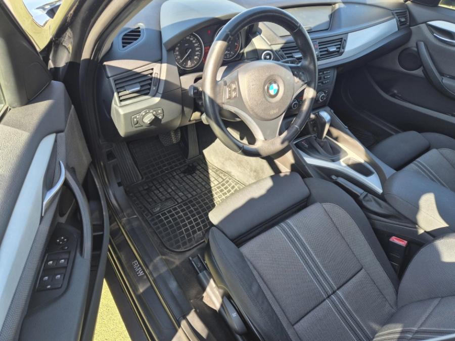 Melns BMW X1 2009 Rīga, ar dzinēja tilpumu 2.00 L un nobraukumu 237 tūkst. km par 6500 €, foto 21 vietnē AUTOMOTO.COM.LV