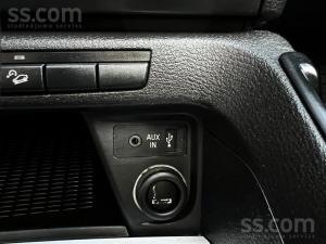Black BMW X1 2009 in Riga, with an engine capacity of 2.00 L and mileage of 225 thousand km for 7700 €, photo 15 on AUTOMOTO.COM.LV