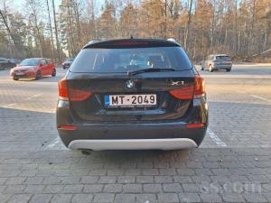 Melns BMW X1 2010 Rīga, ar dzinēja tilpumu 2.00 L un nobraukumu 278 tūkst. km par 8000 €, foto 6 vietnē AUTOMOTO.COM.LV