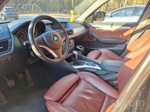 Melns BMW X1 2010 Rīga, ar dzinēja tilpumu 2.00 L un nobraukumu 278 tūkst. km par 8000 €, foto 7 vietnē AUTOMOTO.COM.LV