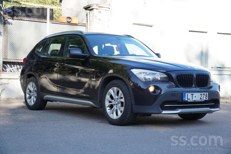 Melns BMW X1 2010 Rīga, ar dzinēja tilpumu 2.00 L un nobraukumu 242 tūkst. km par 5500 €, foto 1 vietnē AUTOMOTO.COM.LV