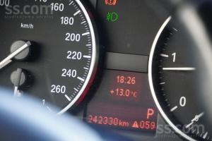 Melns BMW X1 2010 Rīga, ar dzinēja tilpumu 2.00 L un nobraukumu 242 tūkst. km par 5500 €, foto 6 vietnē AUTOMOTO.COM.LV