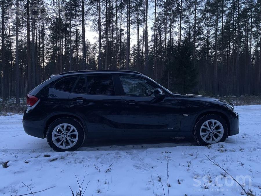 Melns BMW X1 2010 Bauska, ar dzinēja tilpumu 2.00 L un nobraukumu 310 tūkst. km par 6000 €, foto 6 vietnē AUTOMOTO.COM.LV