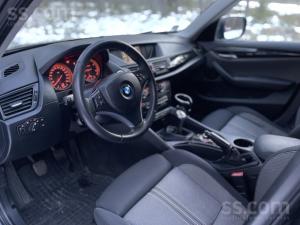 Melns BMW X1 2010 Bauska, ar dzinēja tilpumu 2.00 L un nobraukumu 310 tūkst. km par 6000 €, foto 9 vietnē AUTOMOTO.COM.LV
