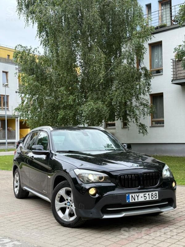 Melns BMW X1 2010 Rīga, ar dzinēja tilpumu 2.00 L un nobraukumu 336 tūkst. km par 7450 €, foto 9 vietnē AUTOMOTO.COM.LV