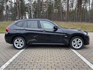 Melns BMW X1 2010 Druskininkai, ar dzinēja tilpumu 2.00 L un nobraukumu 263 tūkst. km par 7000 €, foto 3 vietnē AUTOMOTO.COM.LV