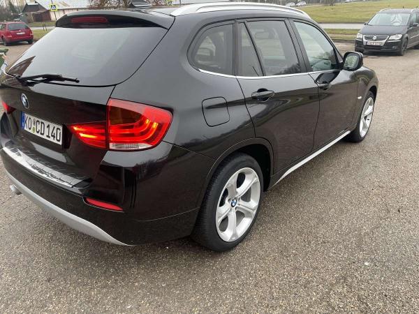 Melns BMW X1 2010 Kauņa, ar dzinēja tilpumu 2.00 L un nobraukumu 201 tūkst. km par 7990 €, foto 6 vietnē AUTOMOTO.COM.LV