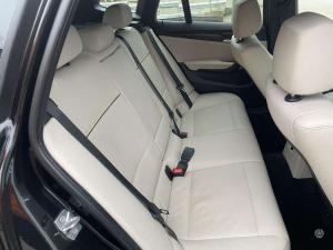 Black BMW X1 2010 in Kaunas, with an engine capacity of 2.00 L and mileage of 201 thousand km for 7990 €, photo 13 on AUTOMOTO.COM.LV