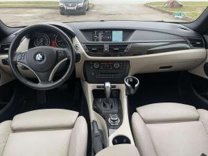 Black BMW X1 2010 in Kaunas, with an engine capacity of 2.00 L and mileage of 201 thousand km for 7990 €, photo 14 on AUTOMOTO.COM.LV