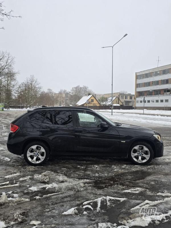 Black BMW X1 2010 in Radviliskis, with an engine capacity of 2.00 L and mileage of 345 thousand km for 4999 €, photo 2 on AUTOMOTO.COM.LV