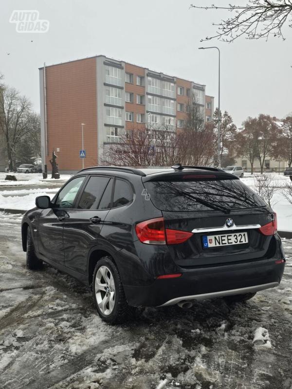 Black BMW X1 2010 in Radviliskis, with an engine capacity of 2.00 L and mileage of 345 thousand km for 4999 €, photo 5 on AUTOMOTO.COM.LV
