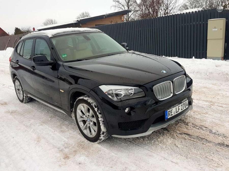Melns BMW X1 2010 Kėdainiai, ar dzinēja tilpumu 2.00 L un nobraukumu 260 tūkst. km par 5800 €, foto 3 vietnē AUTOMOTO.COM.LV