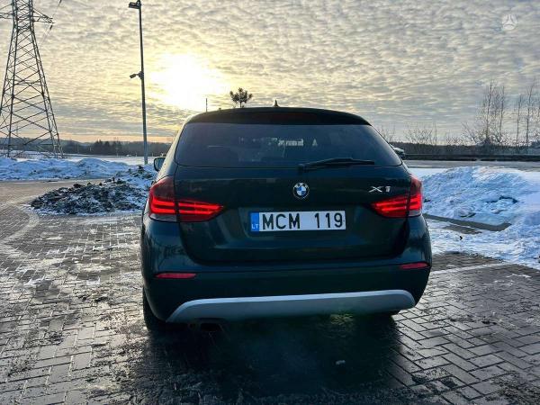 Melns BMW X1 2010 Kauņa, ar dzinēja tilpumu 2.00 L un nobraukumu 393 tūkst. km par 5200 €, foto 4 vietnē AUTOMOTO.COM.LV