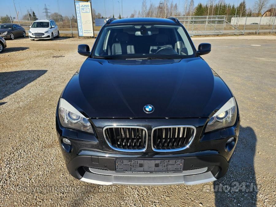 Melns BMW X1 2010 Tartu, ar dzinēja tilpumu 2.00 L un nobraukumu 192 tūkst. km par 7490 €, foto 3 vietnē AUTOMOTO.COM.LV