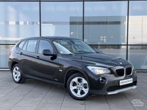 Melns BMW X1 2010 Panevēža, ar dzinēja tilpumu 2.00 L un nobraukumu 338 tūkst. km par 4950 €, foto 3 vietnē AUTOMOTO.COM.LV