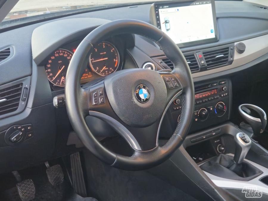 Black BMW X1 2010 in Panevezys, with an engine capacity of 2.00 L and mileage of 260 thousand km for 4800 €, photo 10 on AUTOMOTO.COM.LV