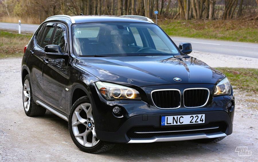Black BMW X1 2010 in Petrikaiciai, with an engine capacity of 2.00 L and mileage of 278 thousand km for 6699 €, photo 1 on AUTOMOTO.COM.LV