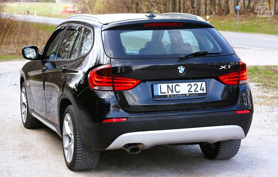 Black BMW X1 2010 in Petrikaiciai, with an engine capacity of 2.00 L and mileage of 278 thousand km for 6699 €, photo 13 on AUTOMOTO.COM.LV