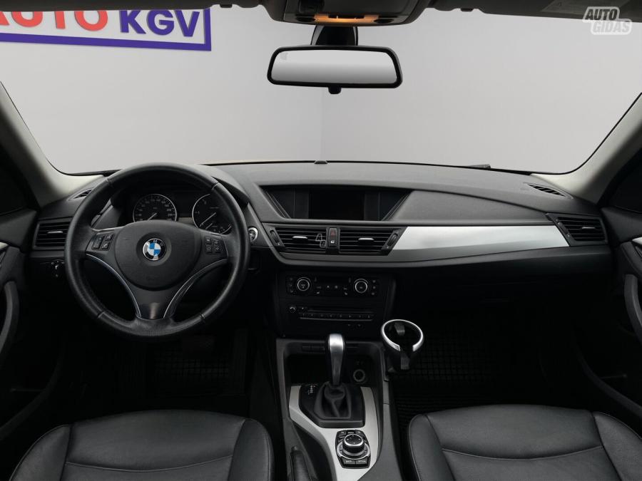Melns BMW X1 2010 Viļņa, ar dzinēja tilpumu 2.00 L un nobraukumu 300 tūkst. km par 7999 €, foto 13 vietnē AUTOMOTO.COM.LV