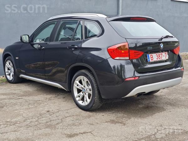 Black BMW X1 2010 in Ogre, with an engine capacity of 2.00 L and mileage of 269 thousand km for 5275 €, photo 5 on AUTOMOTO.COM.LV