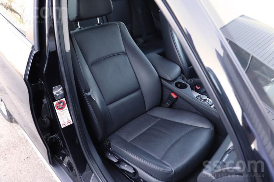 Melns BMW X1 2010 Tukums, ar dzinēja tilpumu 2.00 L un nobraukumu 365 tūkst. km par 5950 €, foto 9 vietnē AUTOMOTO.COM.LV