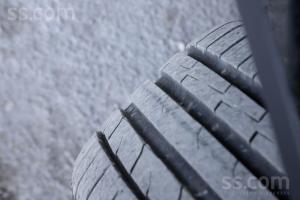 Melns BMW X1 2010 Tukums, ar dzinēja tilpumu 2.00 L un nobraukumu 365 tūkst. km par 5950 €, foto 16 vietnē AUTOMOTO.COM.LV
