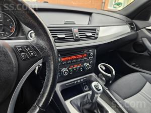 Черный БМВ Х1 2010 в Екабпилс, объемом двигателя 2.00 л и пробегом 253 тыс. км за 6990 €, фото 25 на AUTOMOTO.COM.LV