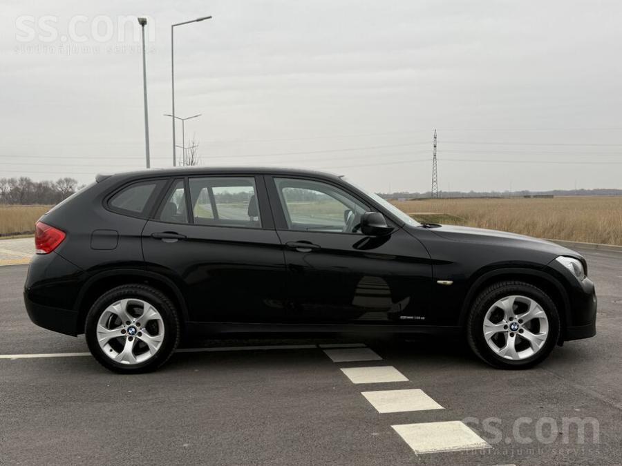 Melns BMW X1 2010 Liepāja, ar dzinēja tilpumu 2.00 L un nobraukumu 212 tūkst. km par 7400 €, foto 6 vietnē AUTOMOTO.COM.LV